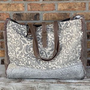 Myra Bag | Bags | Myra Floral Print Weekender Bag S142 | Poshmark